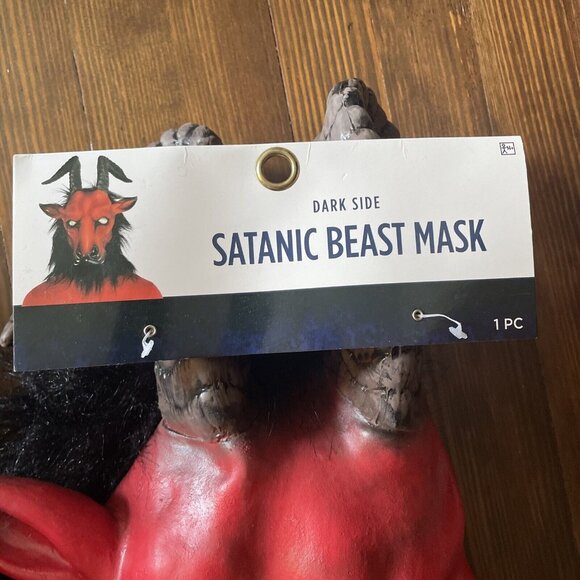 Suit Yourself | Other | Satanic Beast Devil Halloween Horror Latex Mask ...
